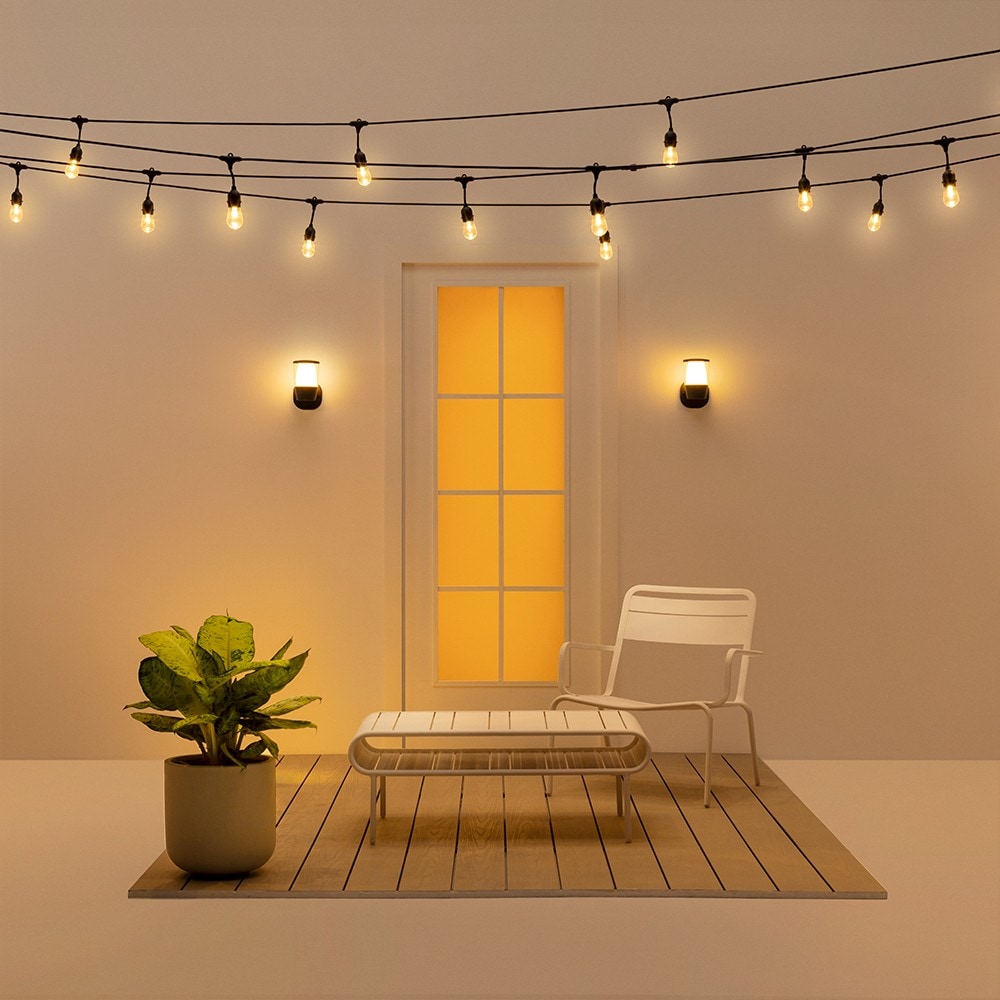 Smart Outdoor Lighting | WiZ